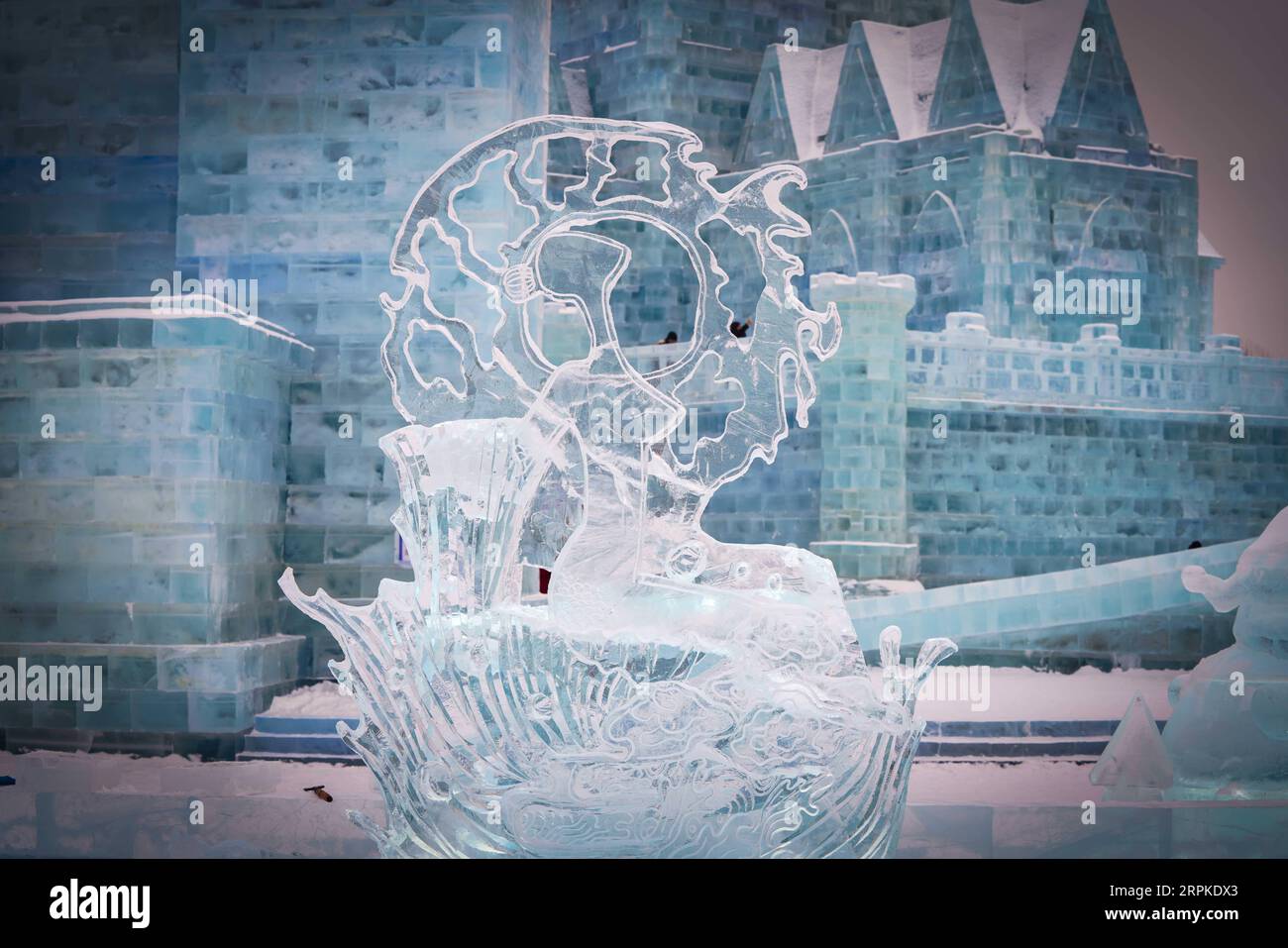 200109 -- HARBIN, Jan. 9, 2020 -- An ice sculpture is pictured at the ...