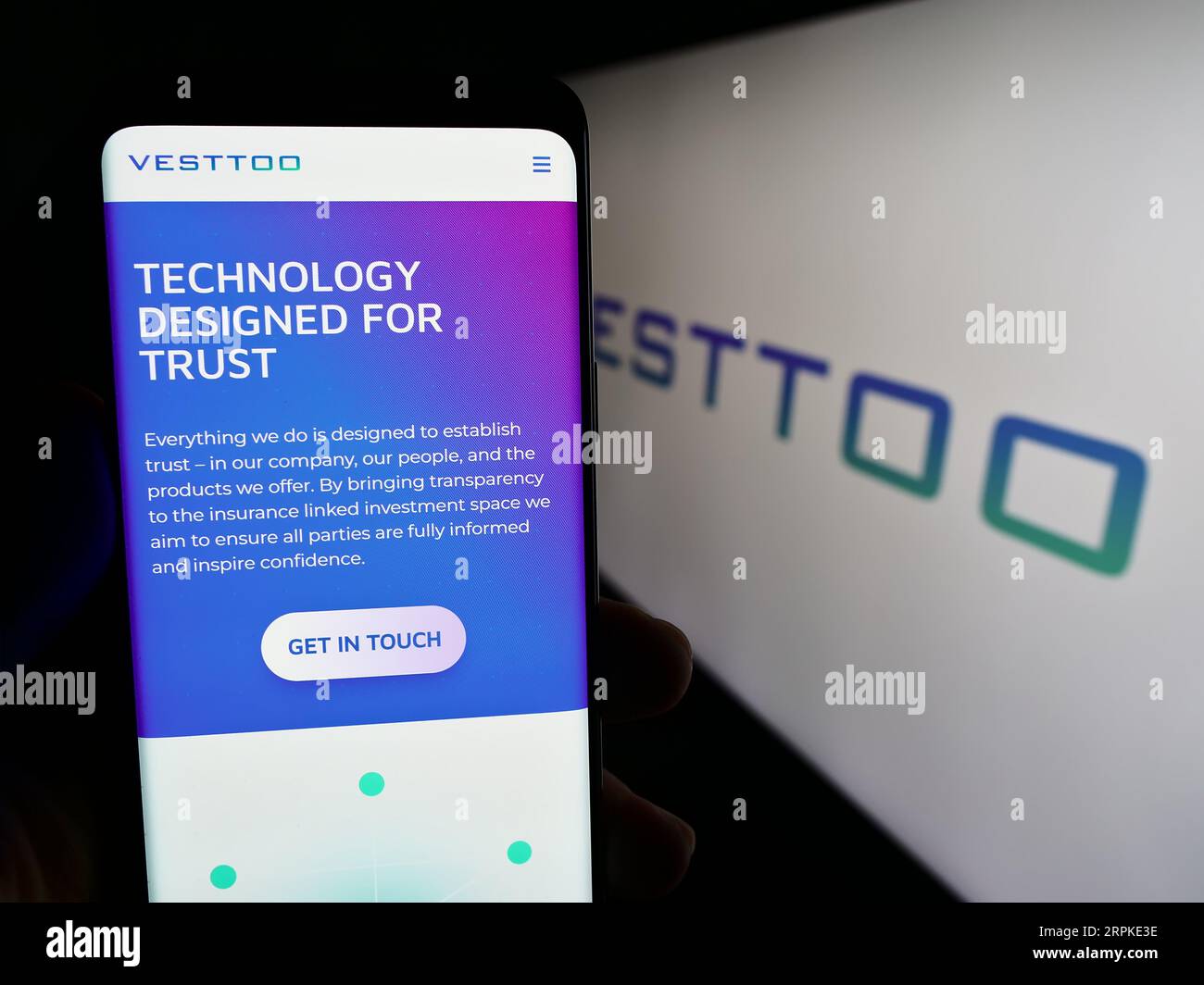 Vesttoo logo hi-res stock photography and images - Alamy