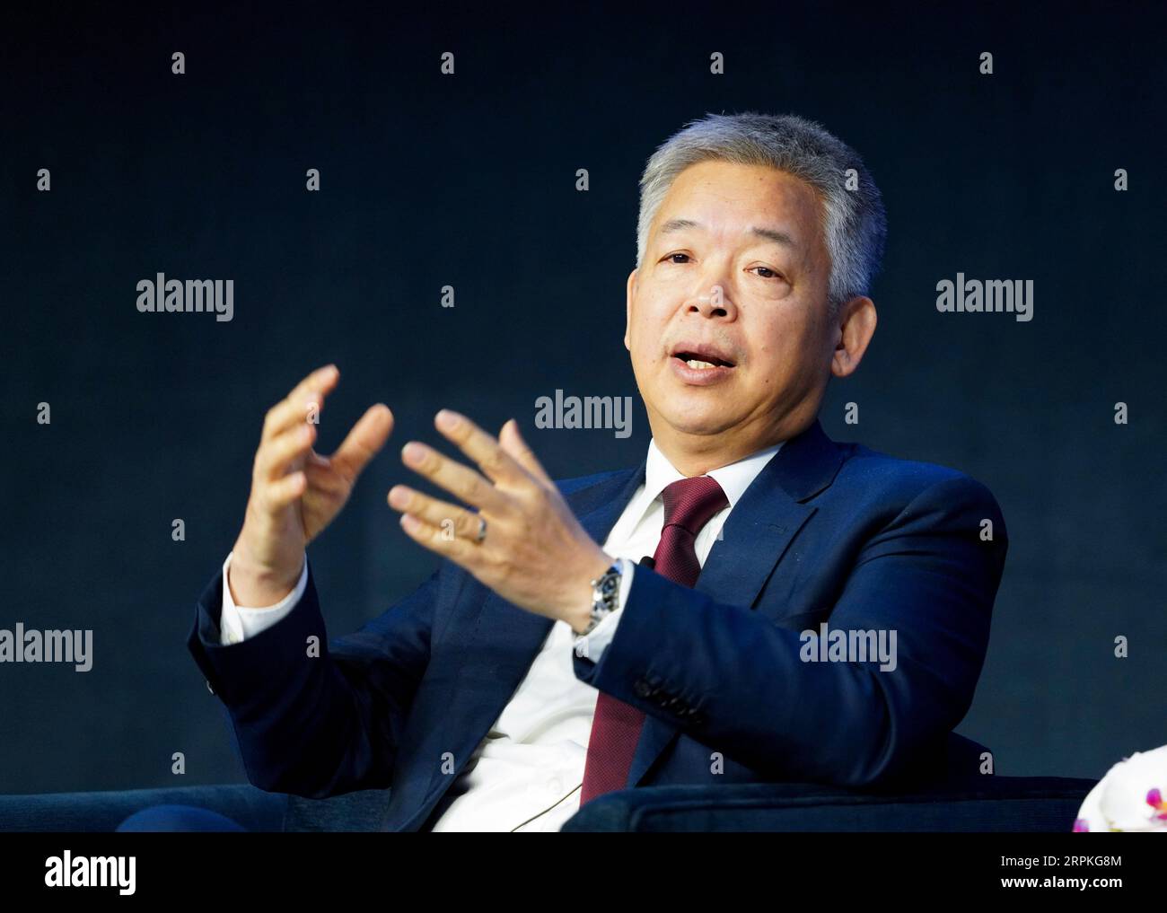 Growth economists panel hi-res stock photography and images - Alamy