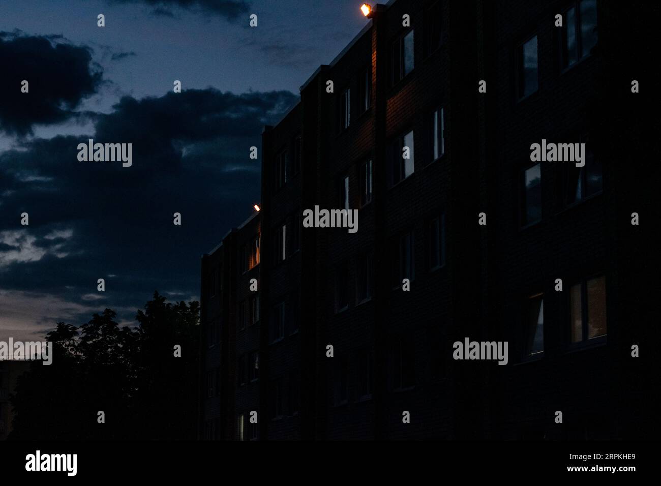 Cityscape moonlit view hi-res stock photography and images - Alamy