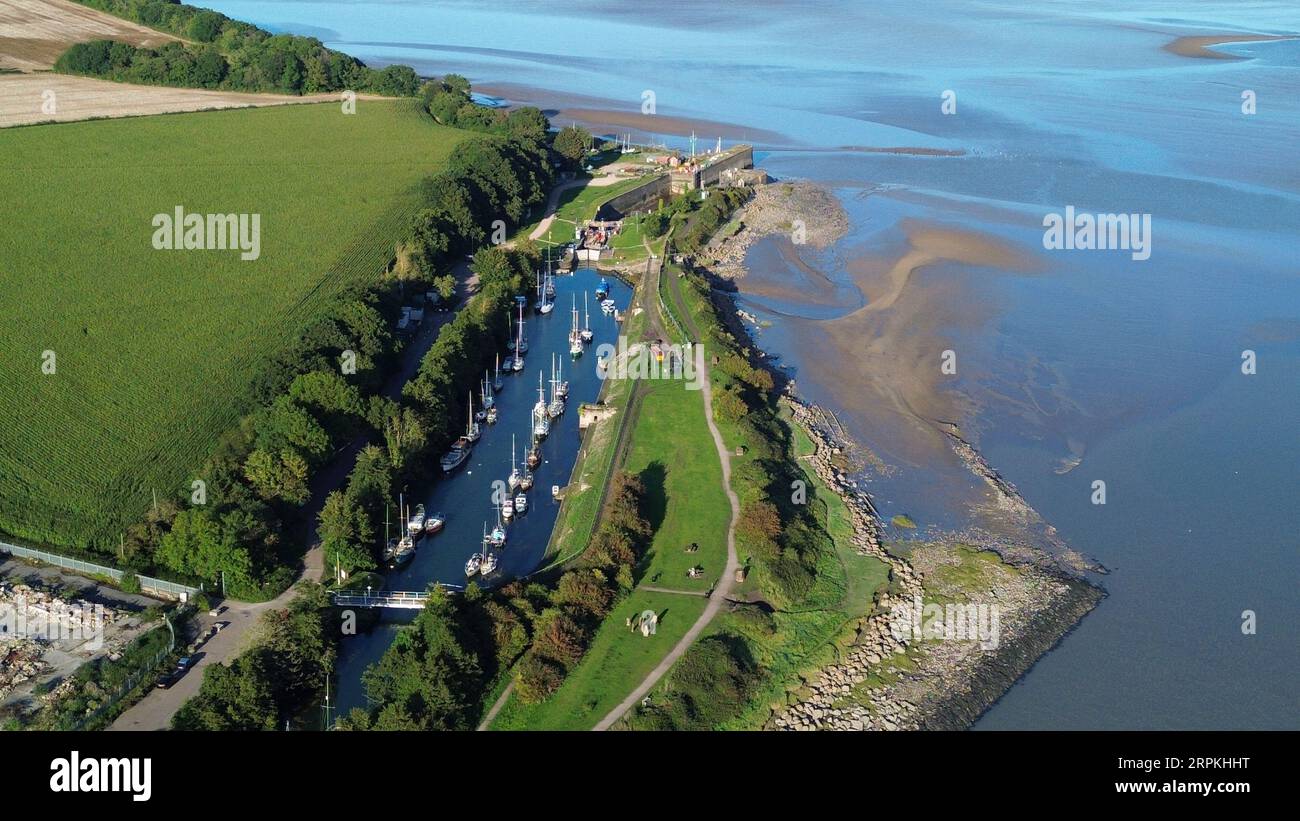 Lydney port severn estuary hi-res stock photography and images - Alamy