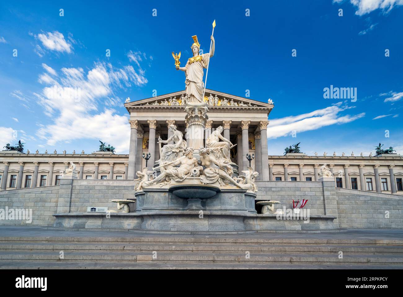 Vienna building hi-res stock photography and images - Alamy
