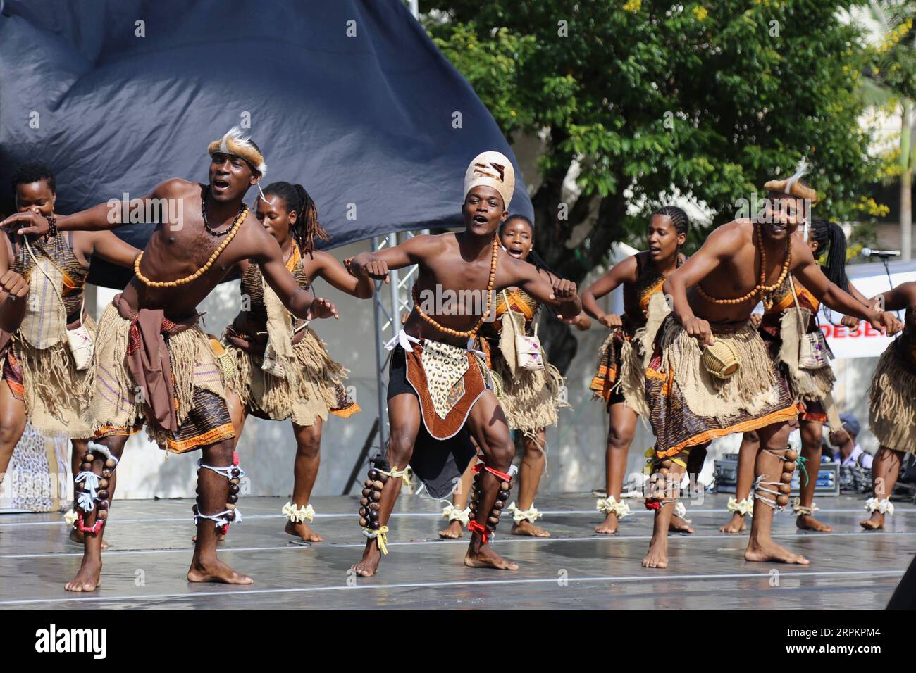 Traditional dances of mozambique hi-res stock photography and images ...