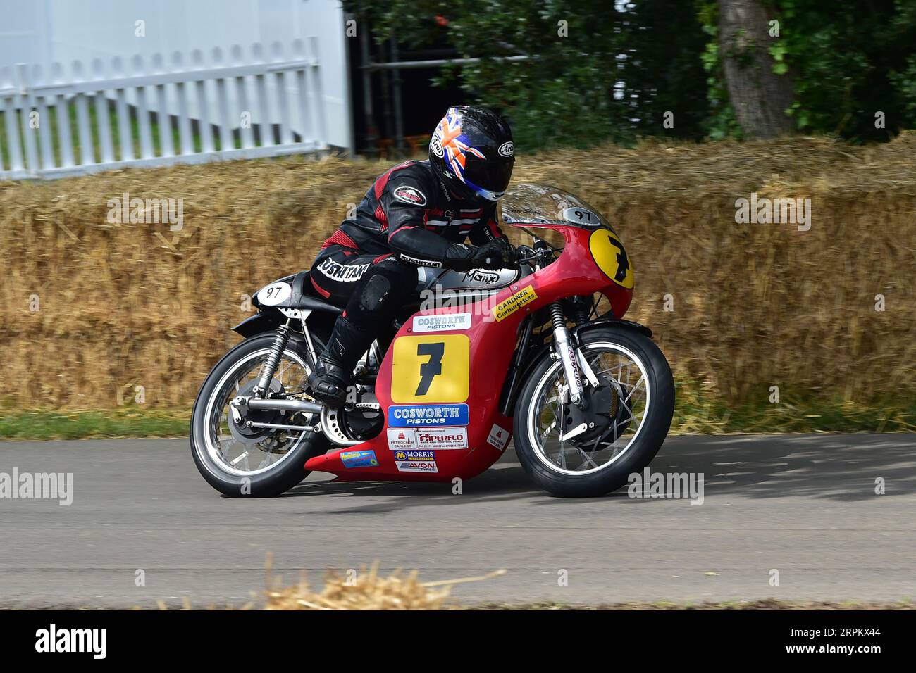 Alan Cathcart, Norton Manx, Goodwood 75, Return to Racing, a small but ...