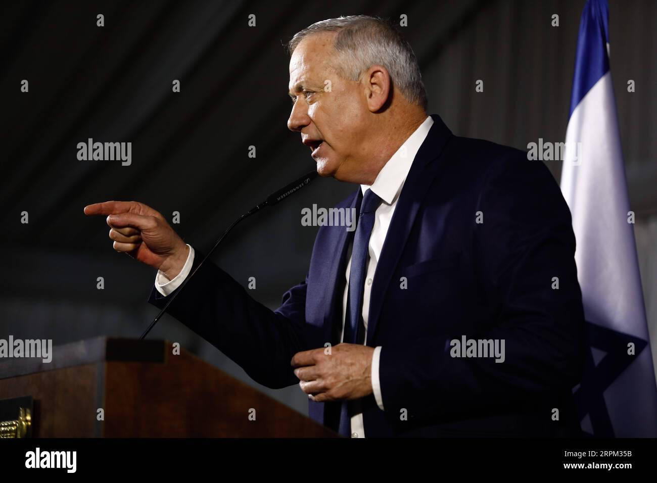 Tomerneuberg jini handout hi-res stock photography and images - Alamy