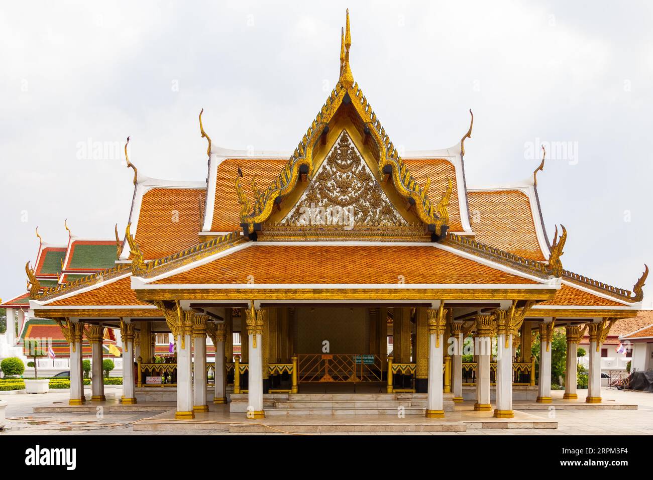 Iconic Buddhist Temple Architecture - Bangkok, Thailand Stock Photo - Alamy