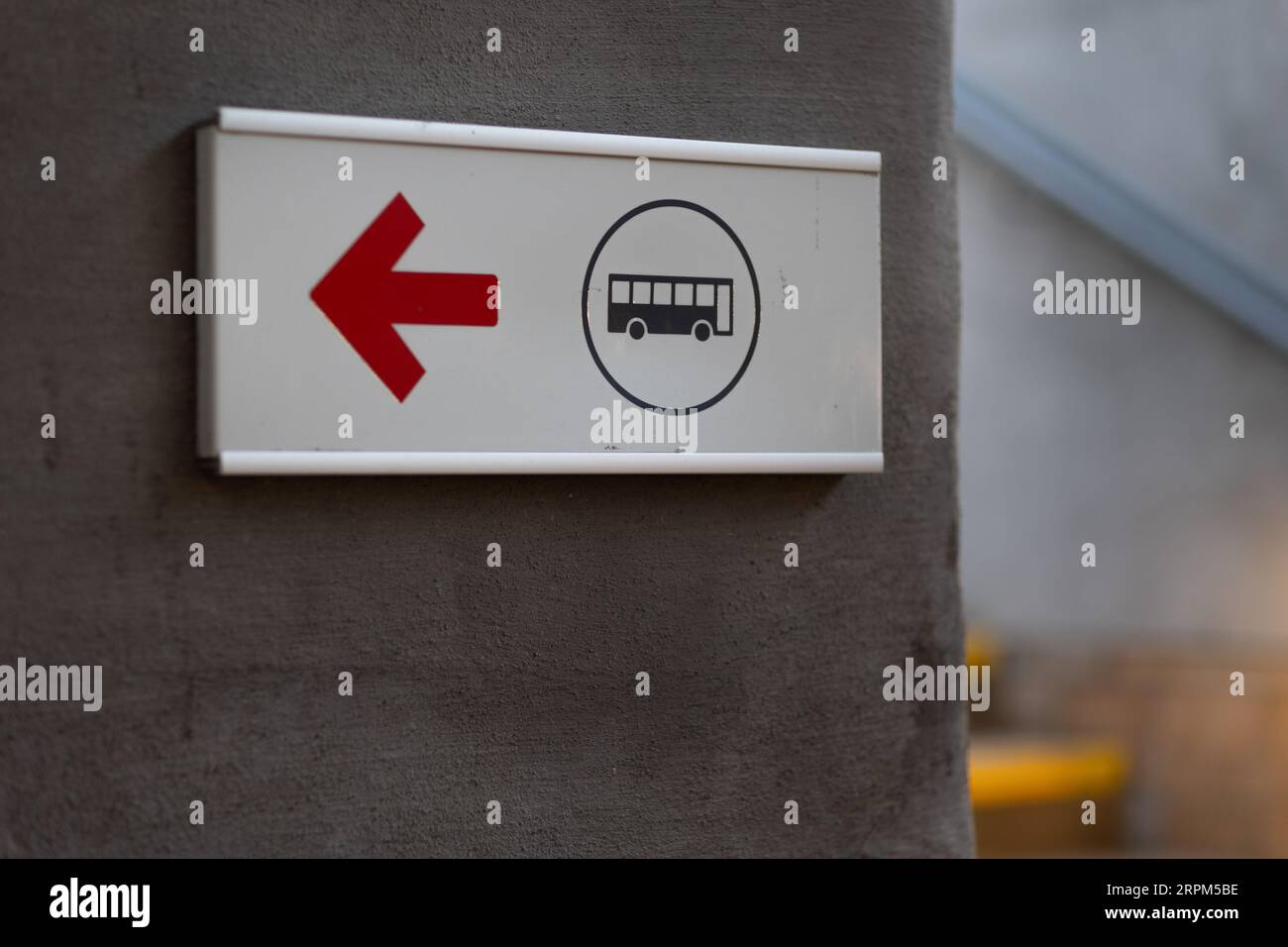 Big red arrow for direction hi-res stock photography and images - Alamy