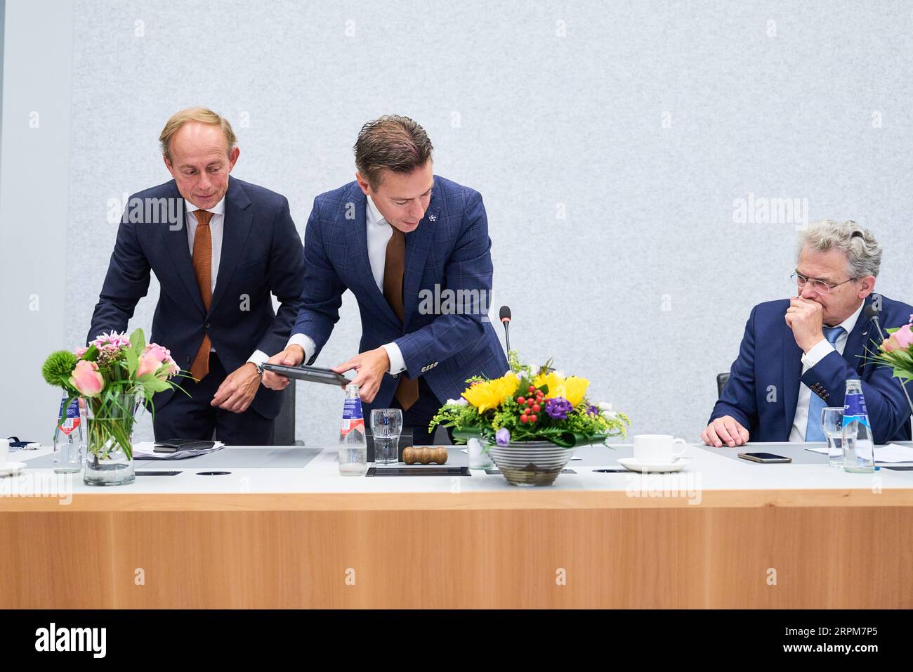 THE HAGUE - Kees van de Staaij and Chris Stoffer change places. SGP ...