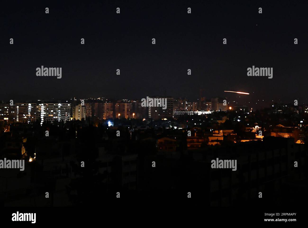 Clear report hi-res stock photography and images - Alamy