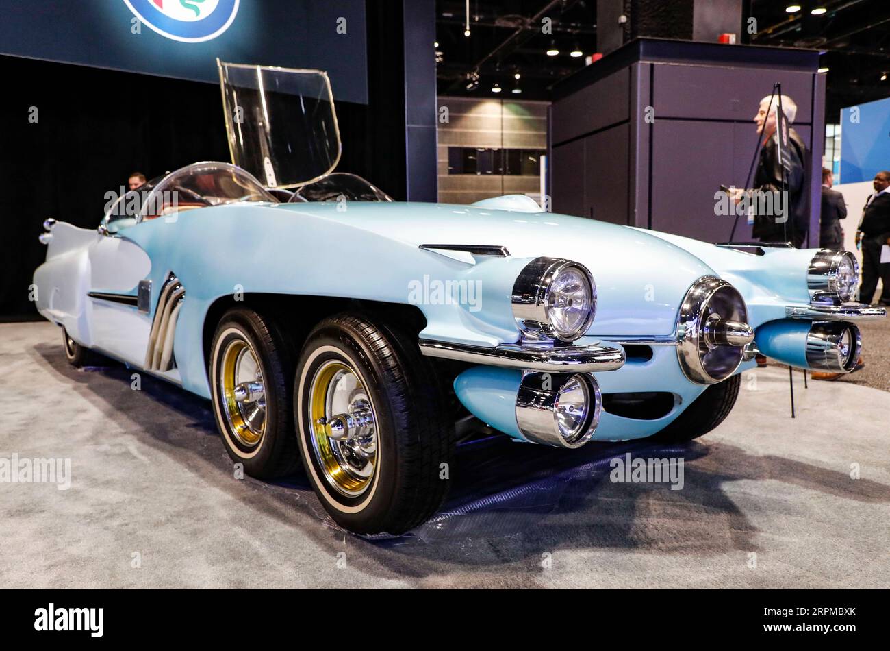 6 wheeled car hi-res stock photography and images - Alamy