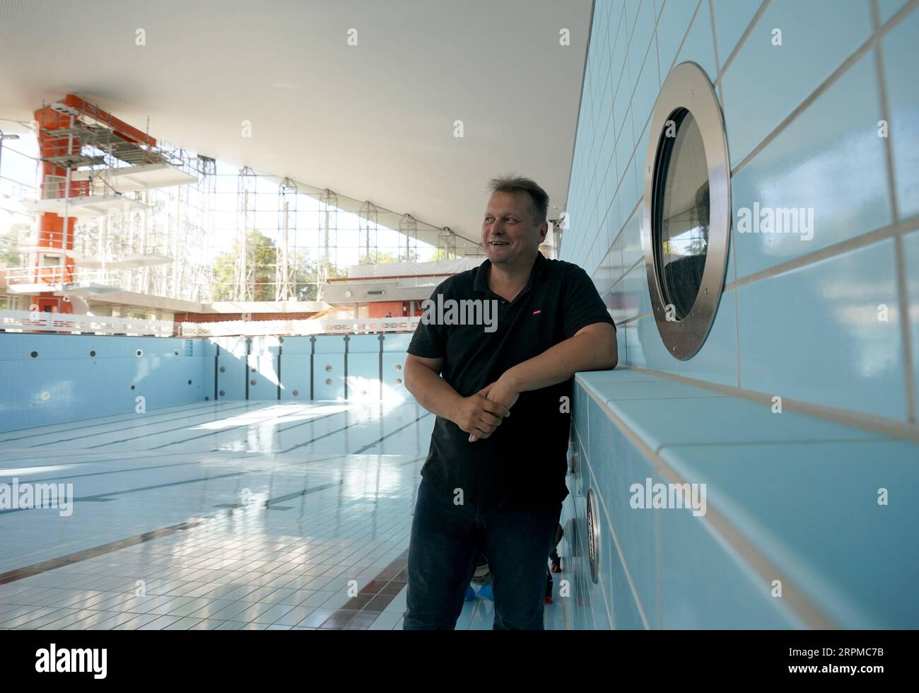 Hamburg, Germany. 05th Sep, 2023. Swimming pool manager Björn Seemann ...
