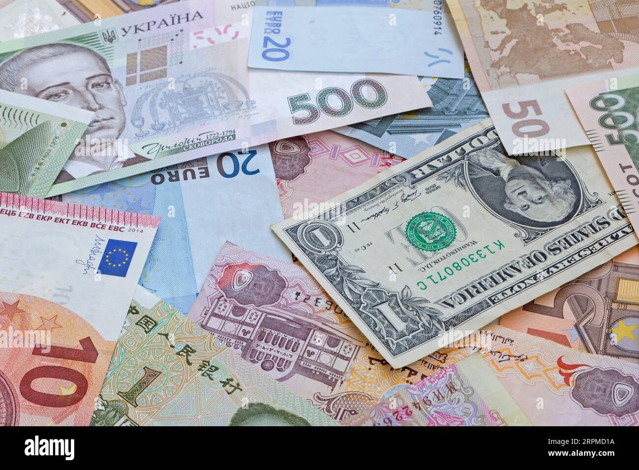 Multiple banknotes hi-res stock photography and images - Alamy