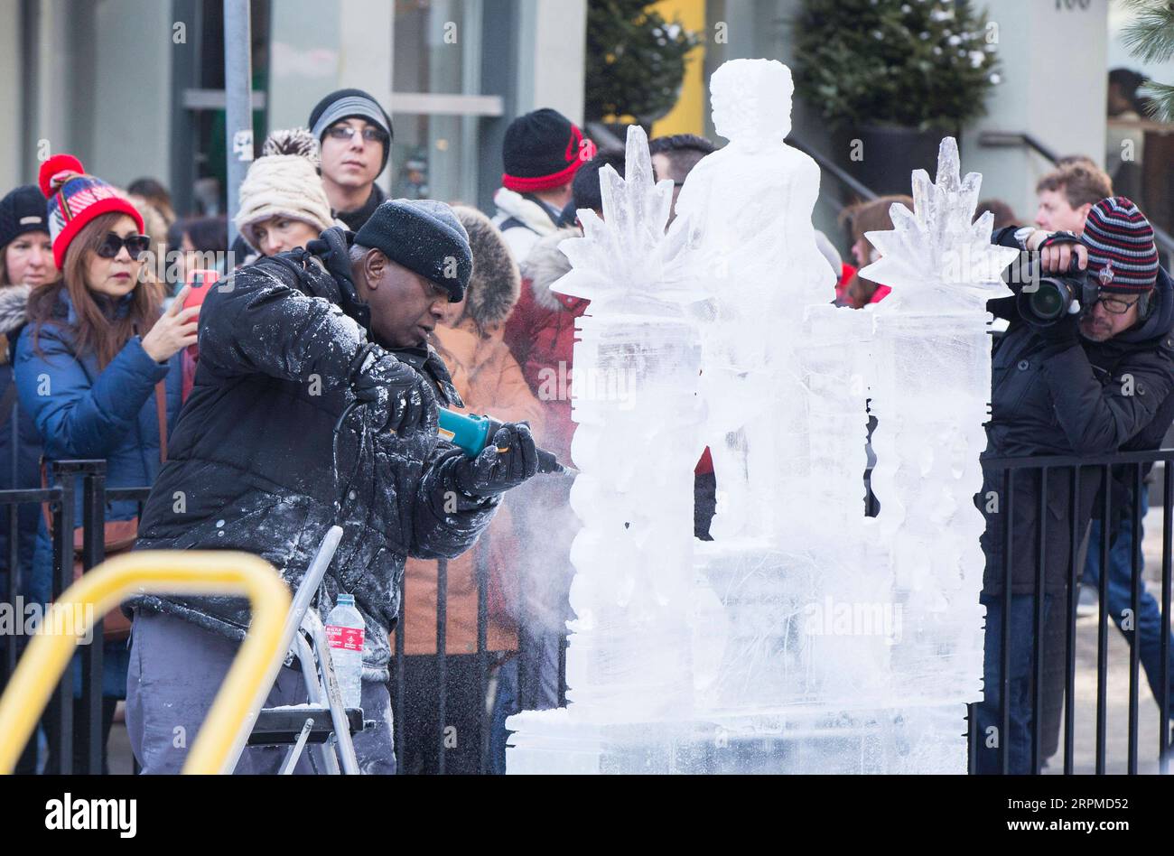 Magnificent ice sculptures hi-res stock photography and images - Alamy