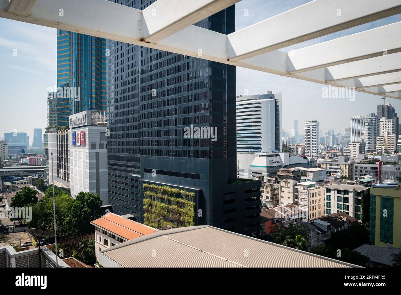 Ashton asoke building hi-res stock photography and images - Alamy