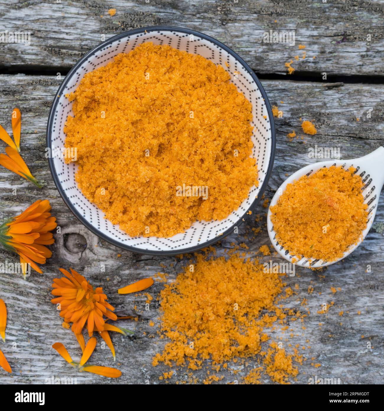 Pot marigolds hi-res stock photography and images - Alamy