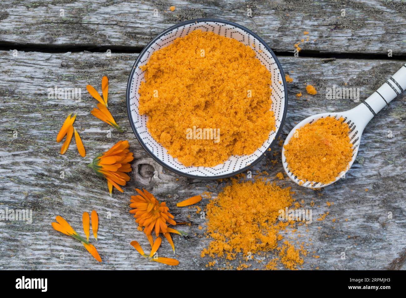 garden-pot marigold (Calendula officinalis), selfmade marigold salt ...