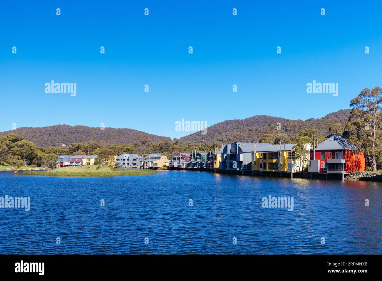 Lake Crackenback and surrounds during summer in Kosciuszko National ...