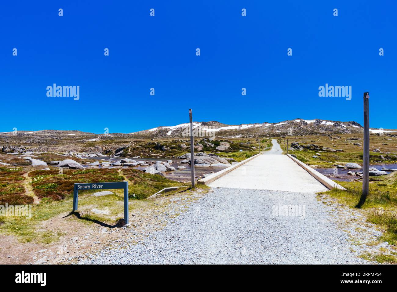 The Snowy River near Seamans Hut on a summer's day in Kosciuszko ...