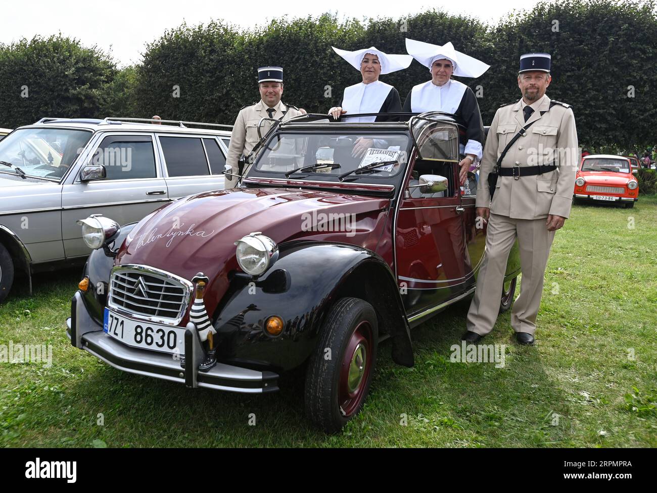 Holesov, Czech Republic. 27th Aug, 2023. Visitors are watching vintage ...