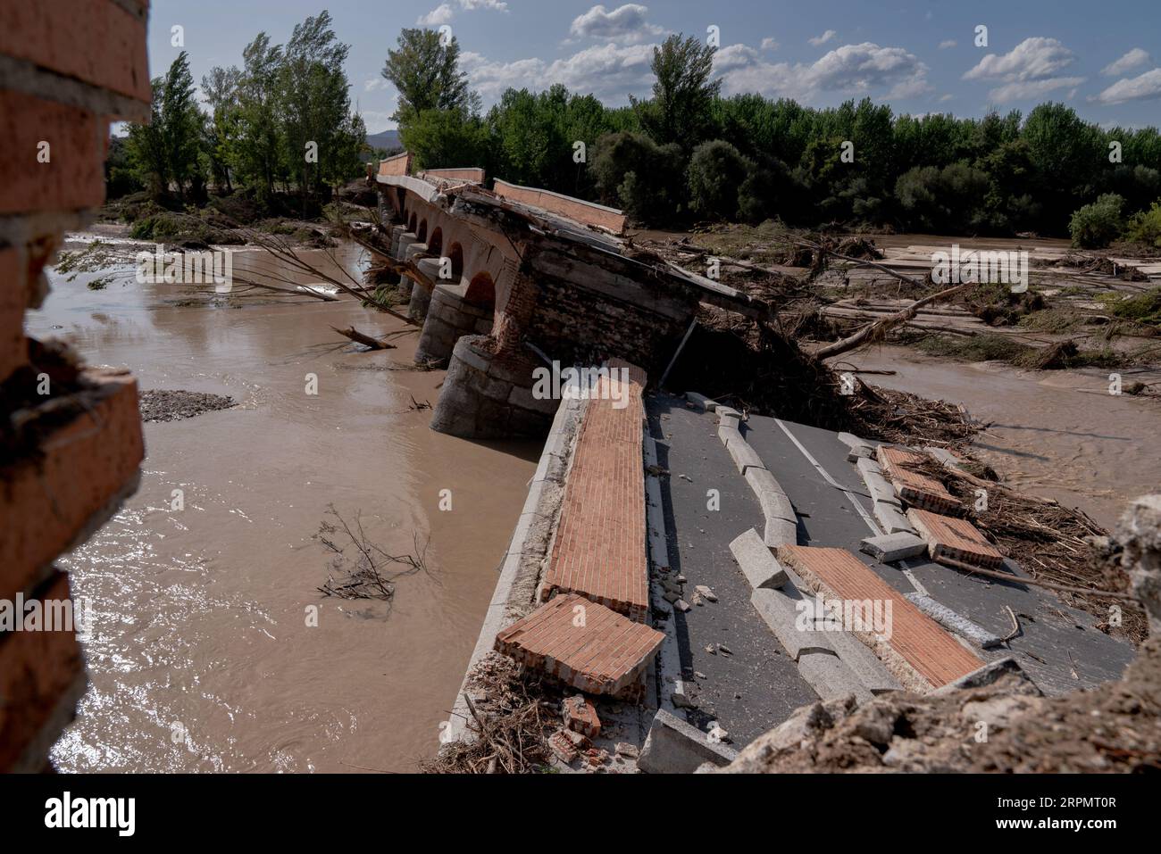 Fallen bridge hi-res stock photography and images - Alamy