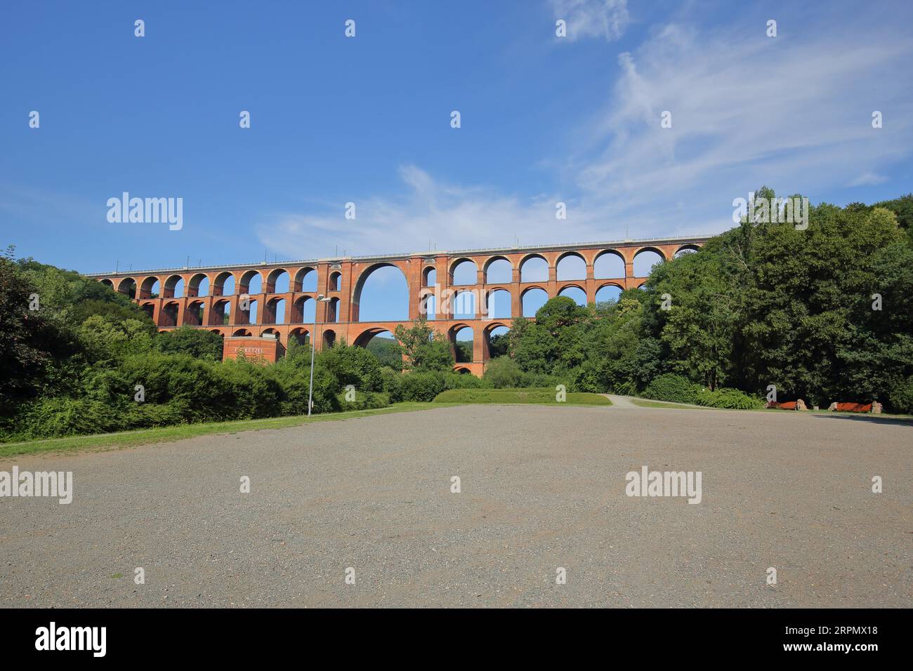 Historic Goeltzschtal Bridge with bricks, bricks, viaduct, railway ...