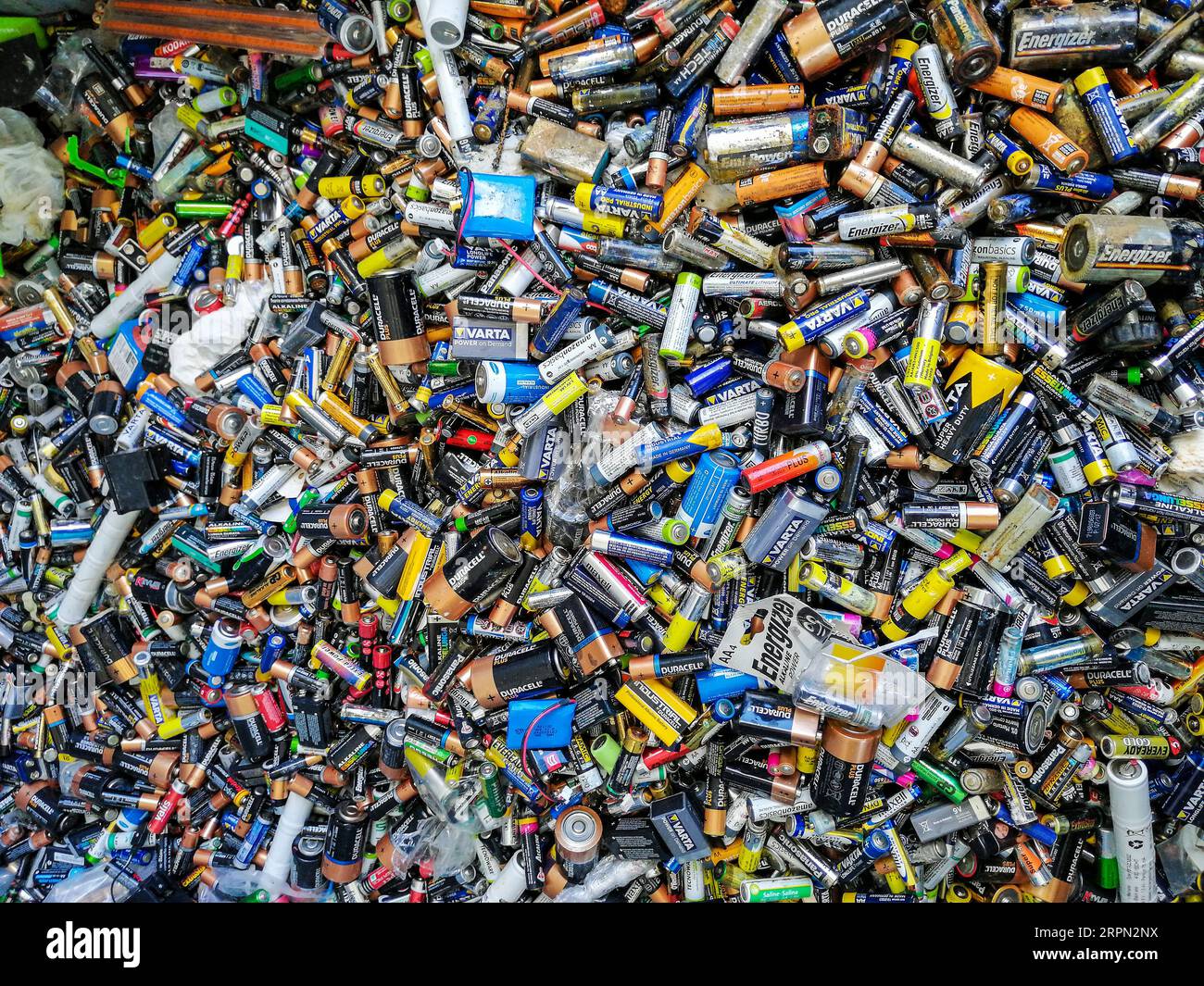 Exhausted batteries hi-res stock photography and images - Alamy
