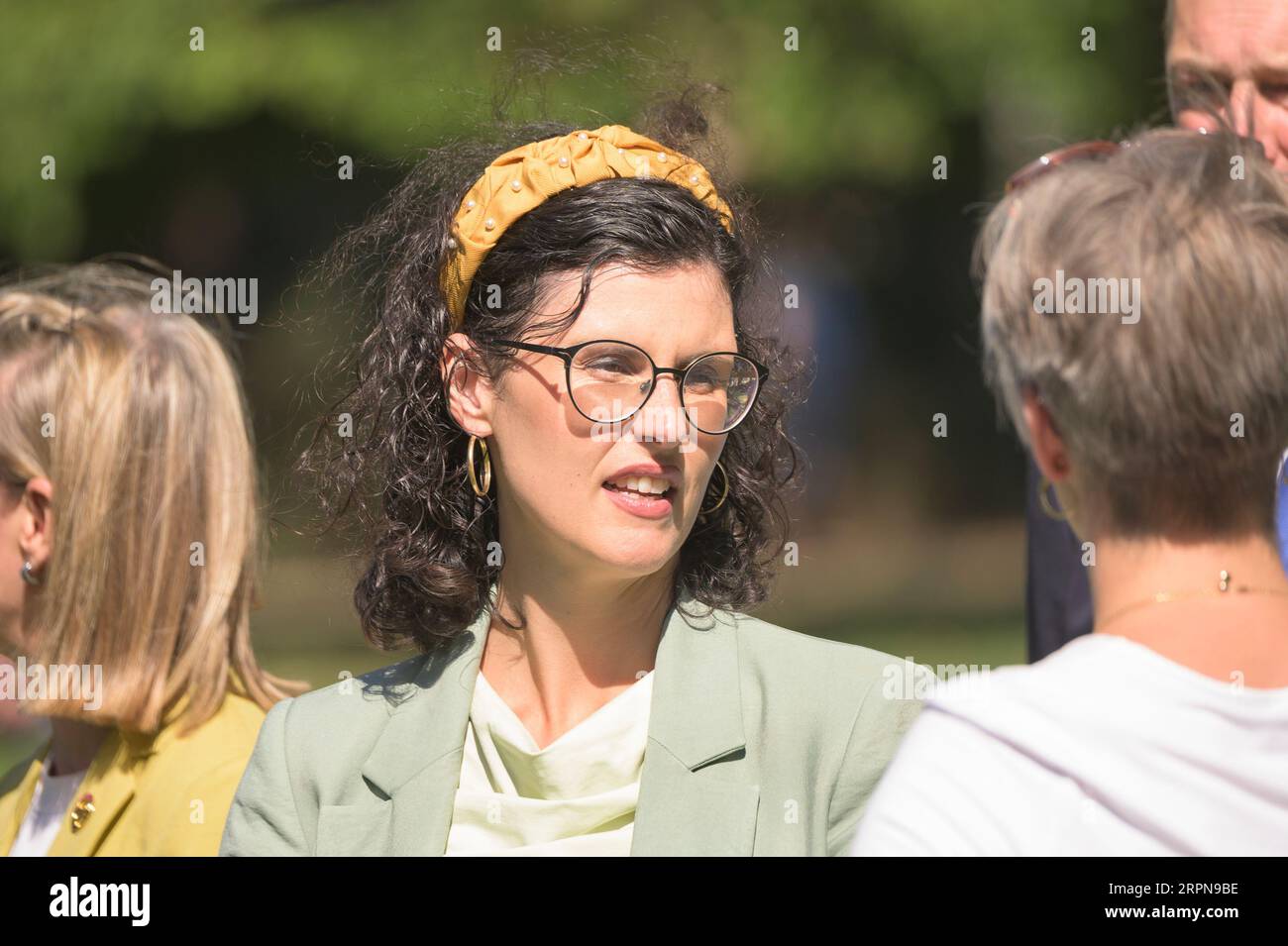 Palestinian member hi-res stock photography and images - Alamy