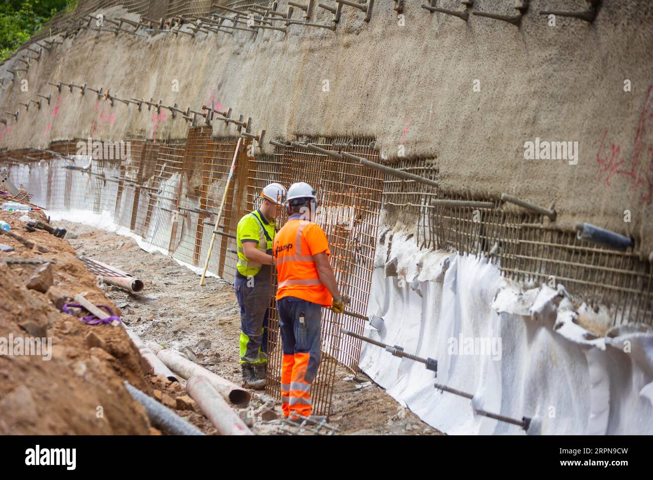 Cycle path construction Stock Photo - Alamy