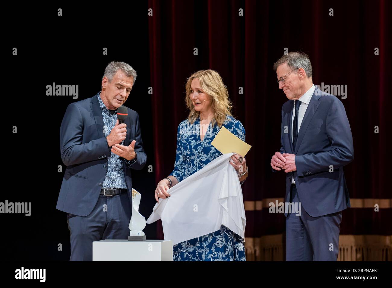 Matinee art hi-res stock photography and images - Alamy