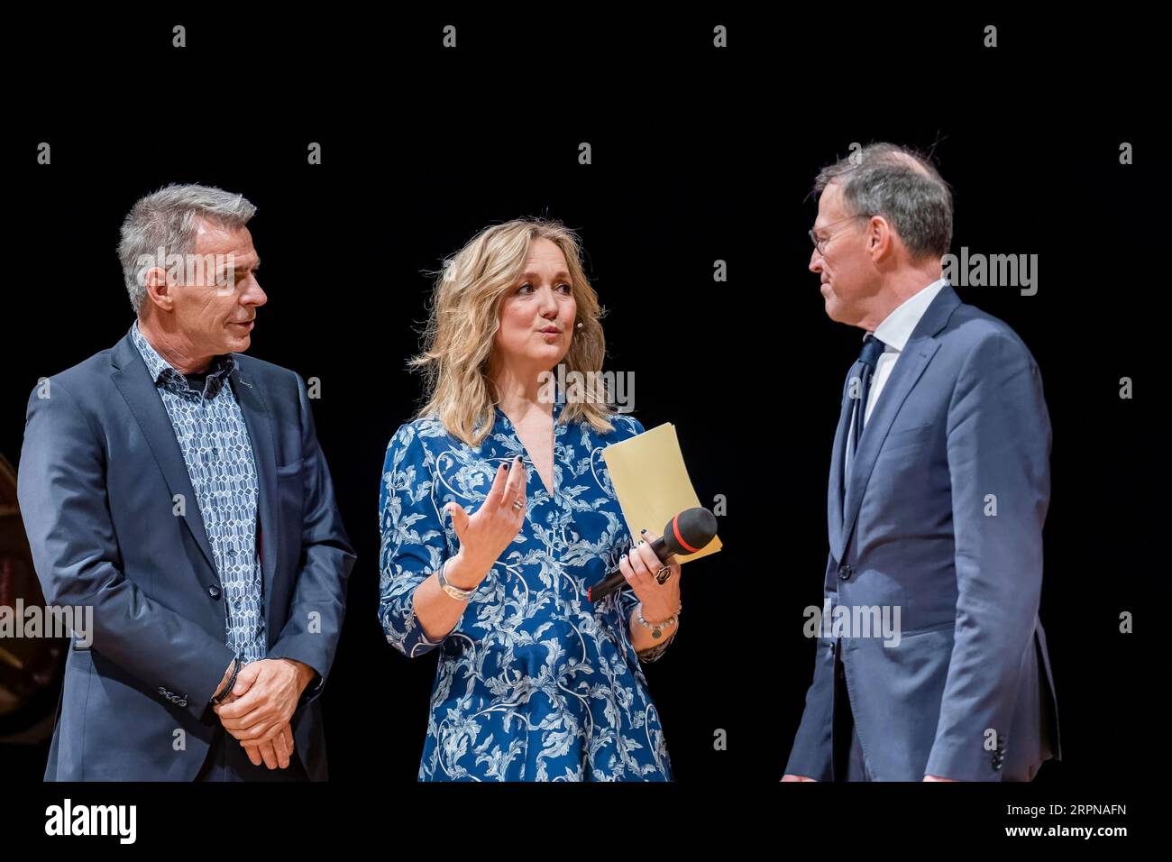 Matinee art hi-res stock photography and images - Alamy