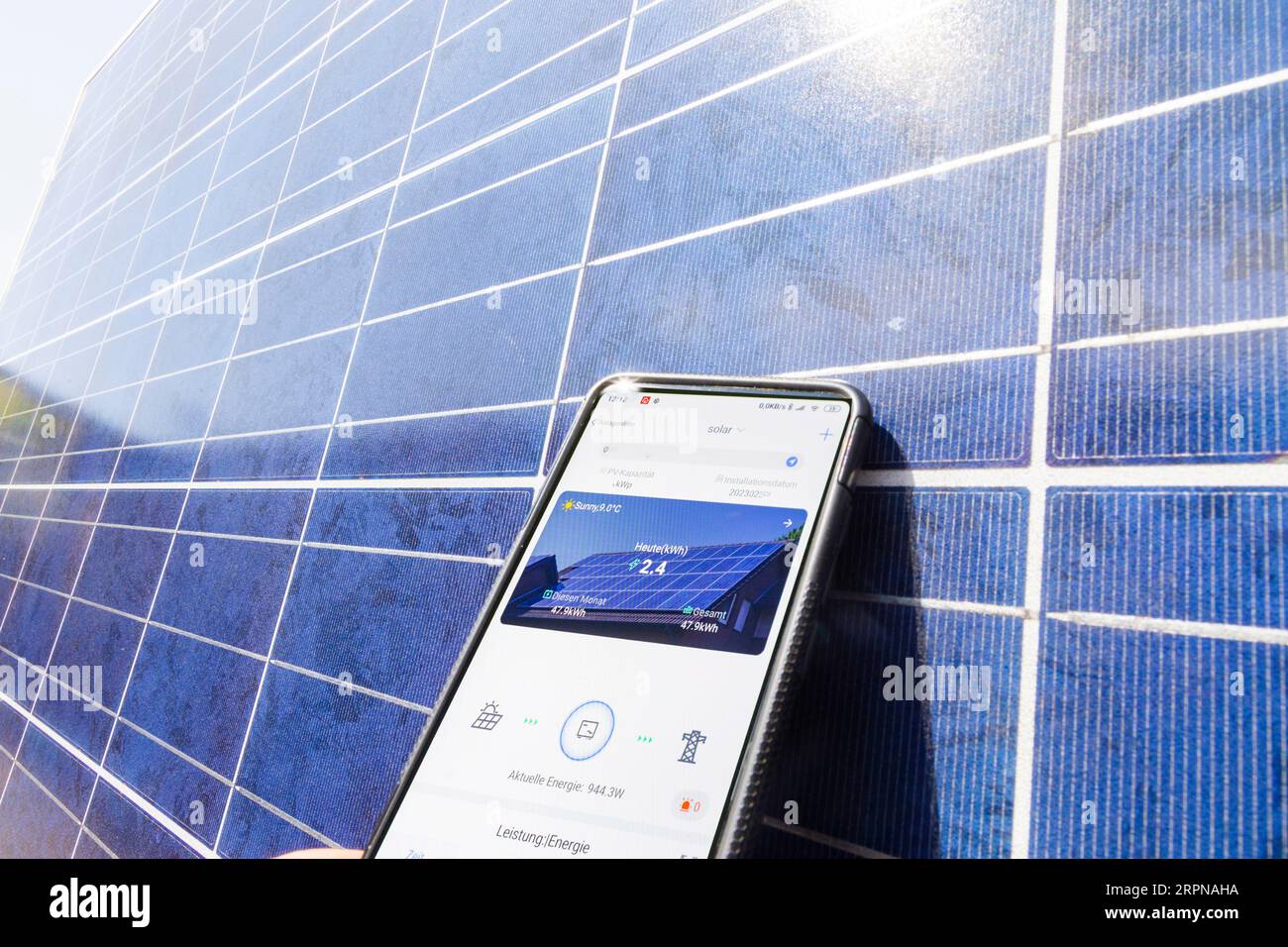 Solar power system, with an app the solar power yield can be controlled ...