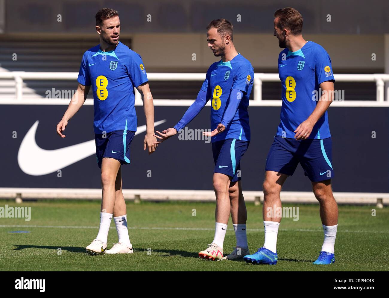 Harry kane james maddison england hi-res stock photography and images ...