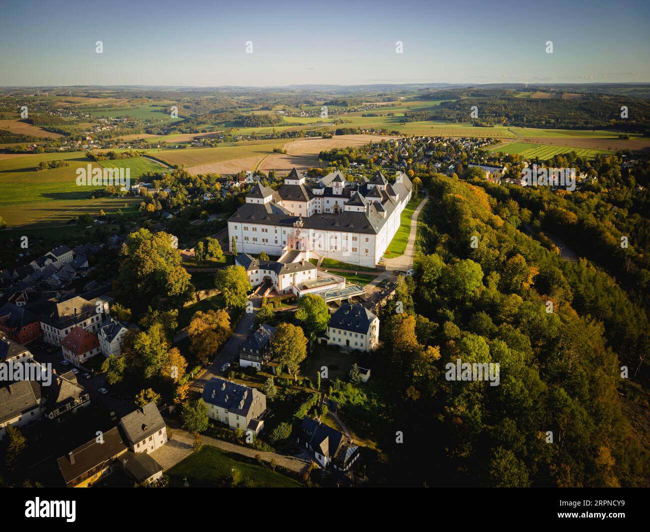 Aerial hunting hi-res stock photography and images - Alamy