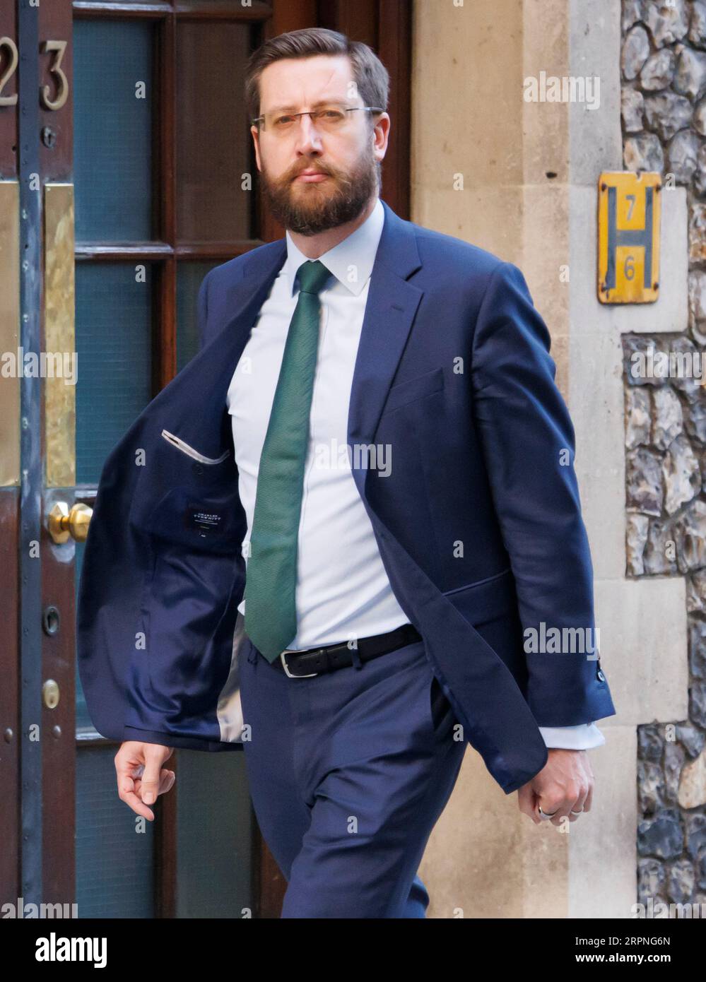 Cabinet meeting uk simon case hi-res stock photography and images - Alamy