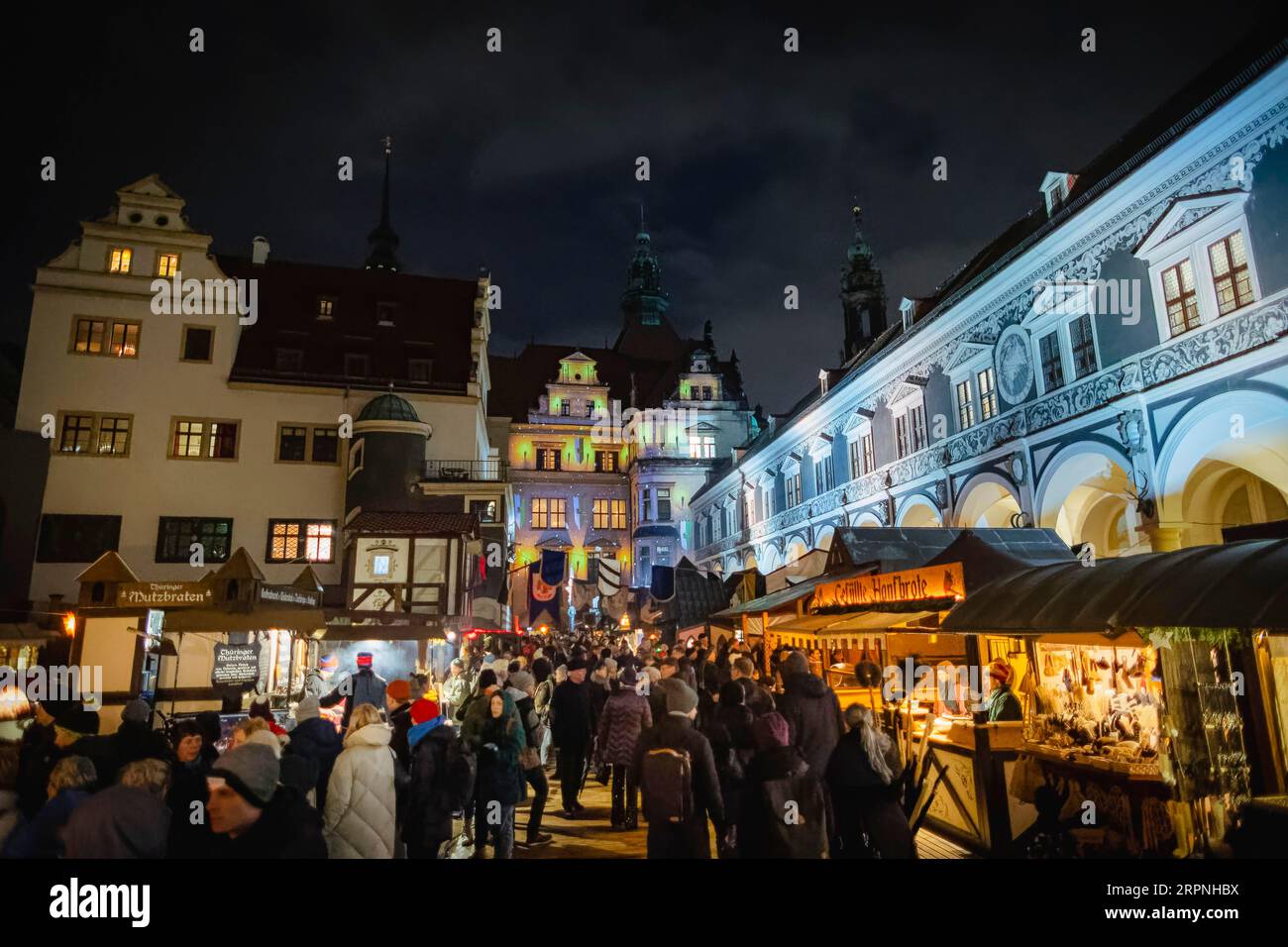 Medieval Christmas market in the stable yard of Dresden's ...