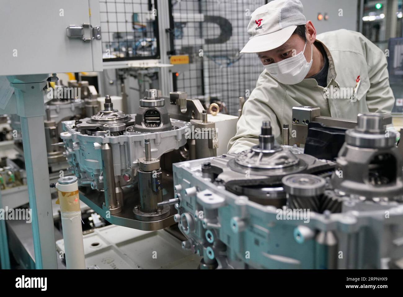 Cn engines hi-res stock photography and images - Alamy