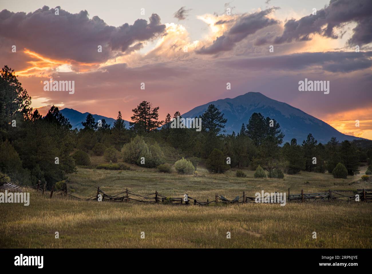 Spanish peaks hi-res stock photography and images - Alamy
