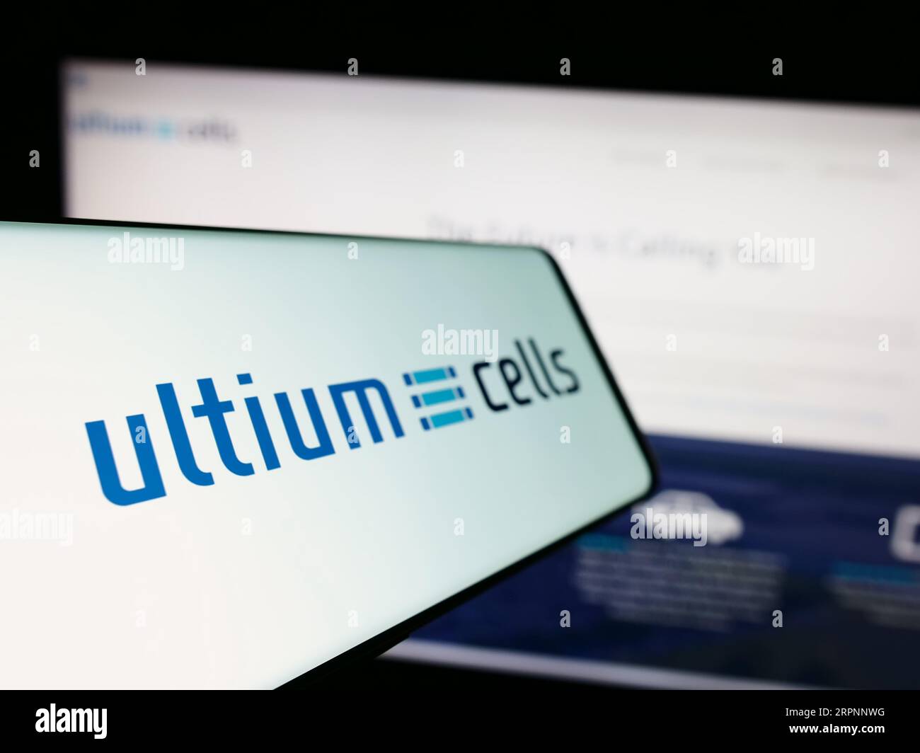 Ultium logo hi-res stock photography and images - Alamy