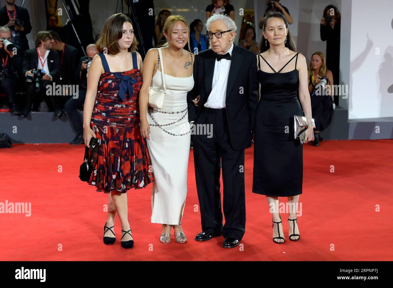 Manzie Tio Allen, Bechet Allen, Woody Allen und Soon-Yi Previn bei der ...