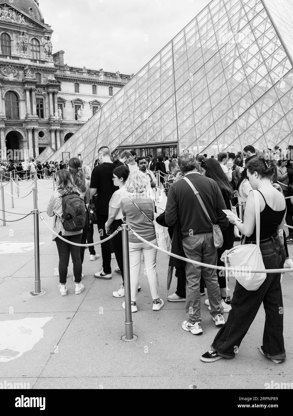 Queue Black and White Stock Photos & Images - Alamy