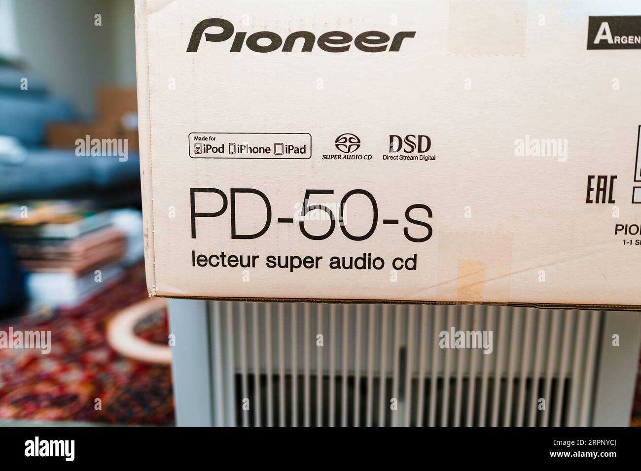 Audiophiles dream hi-res stock photography and images - Alamy