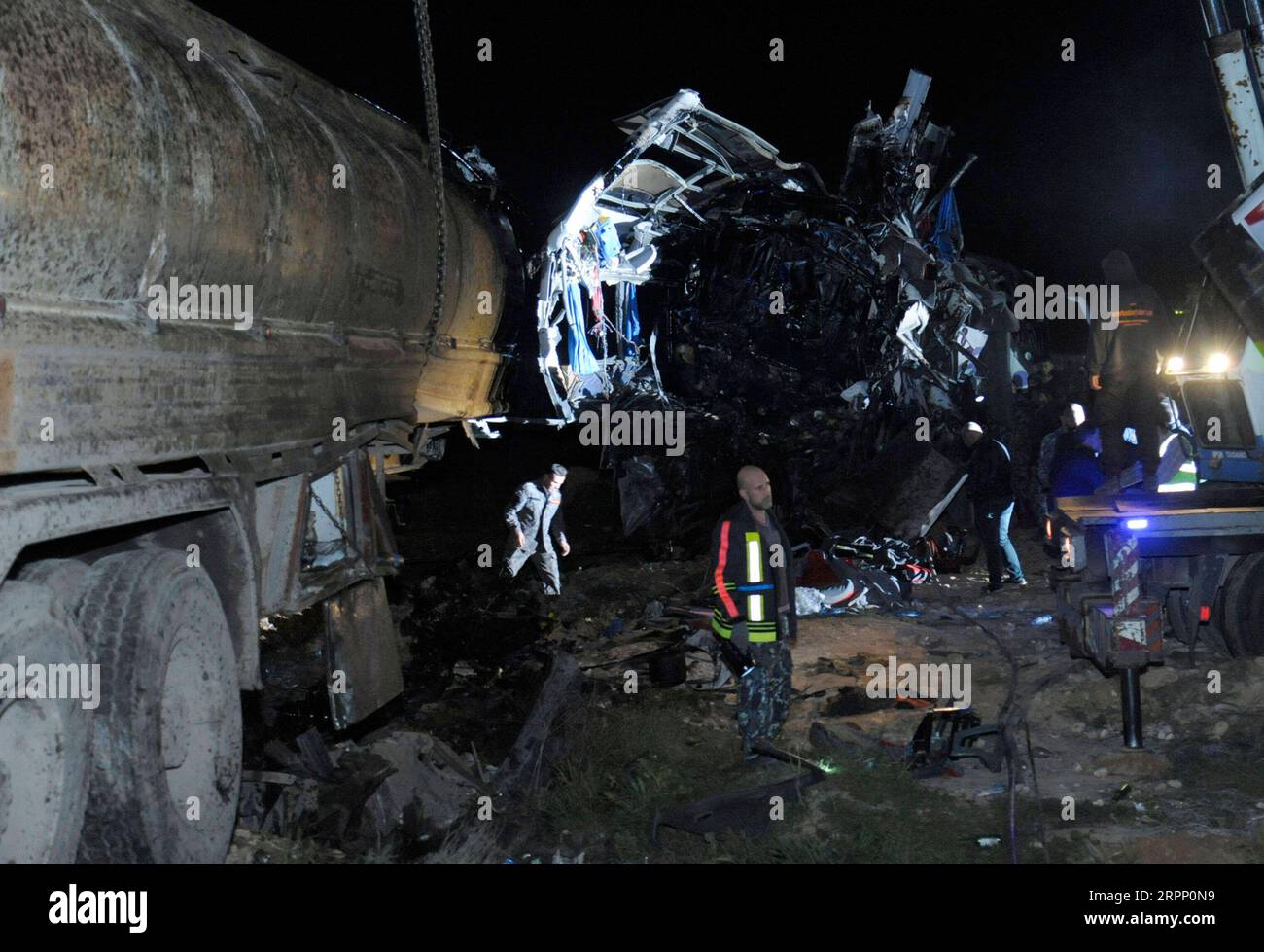 Damascus to baghdad bus hi-res stock photography and images - Alamy