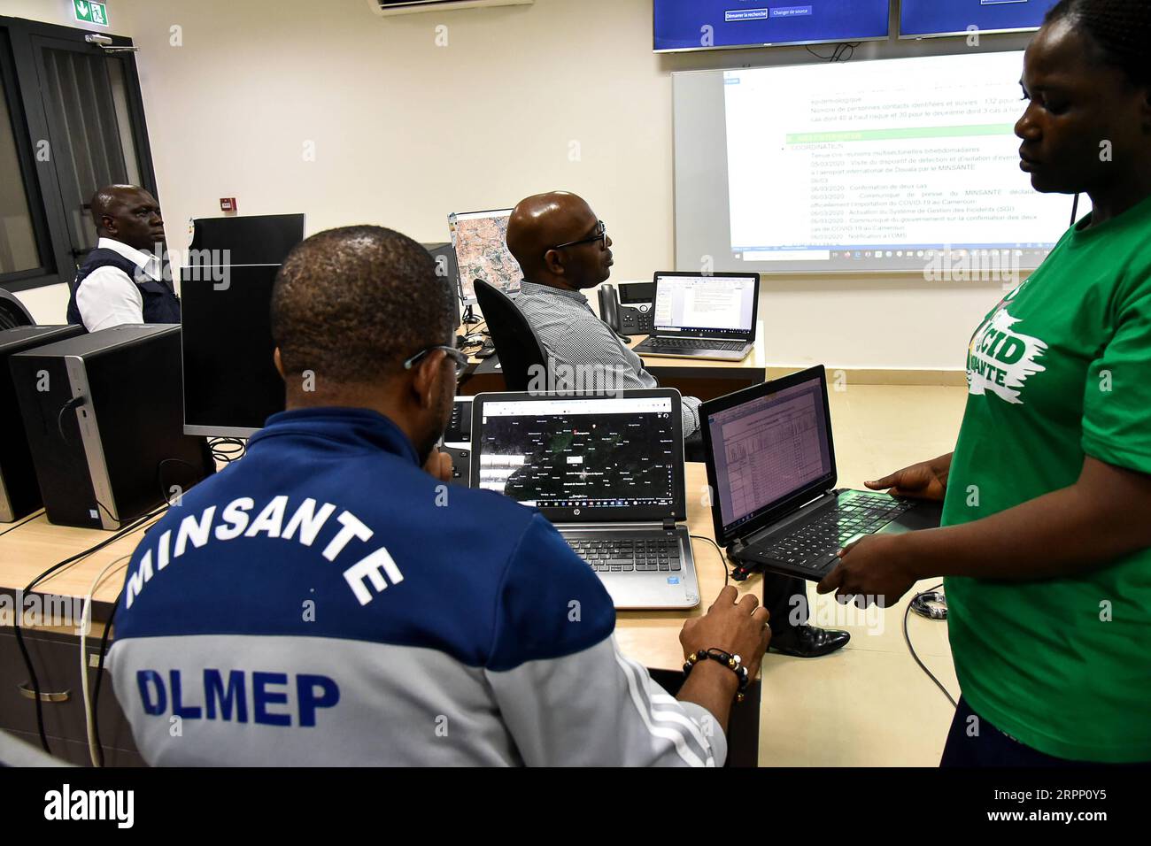 Emergency operations center hi-res stock photography and images - Alamy
