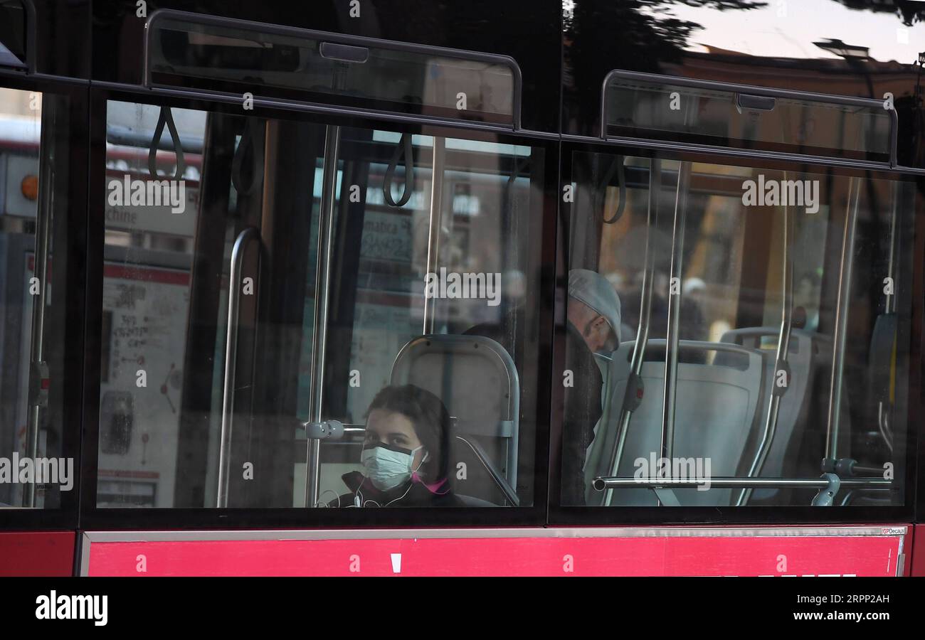 387 bus hi-res stock photography and images - Alamy