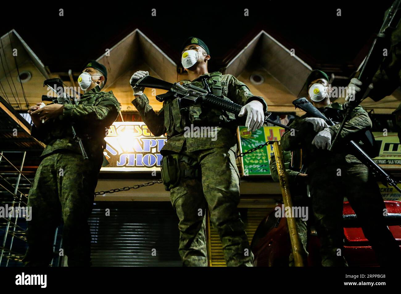 Armed forces of the philippines afp hi-res stock photography and images ...