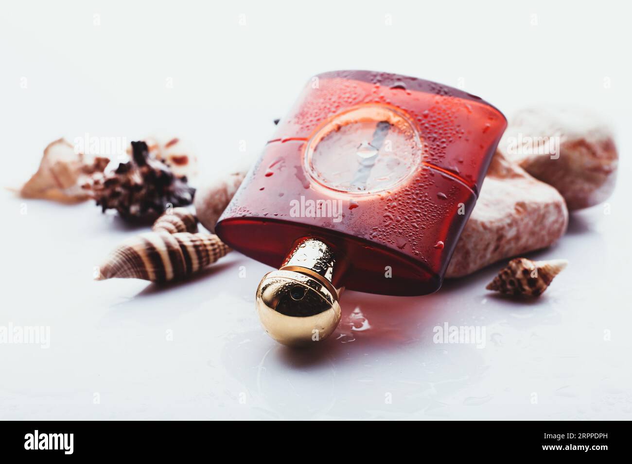 Spray bottle blue liquid hi-res stock photography and images - Alamy