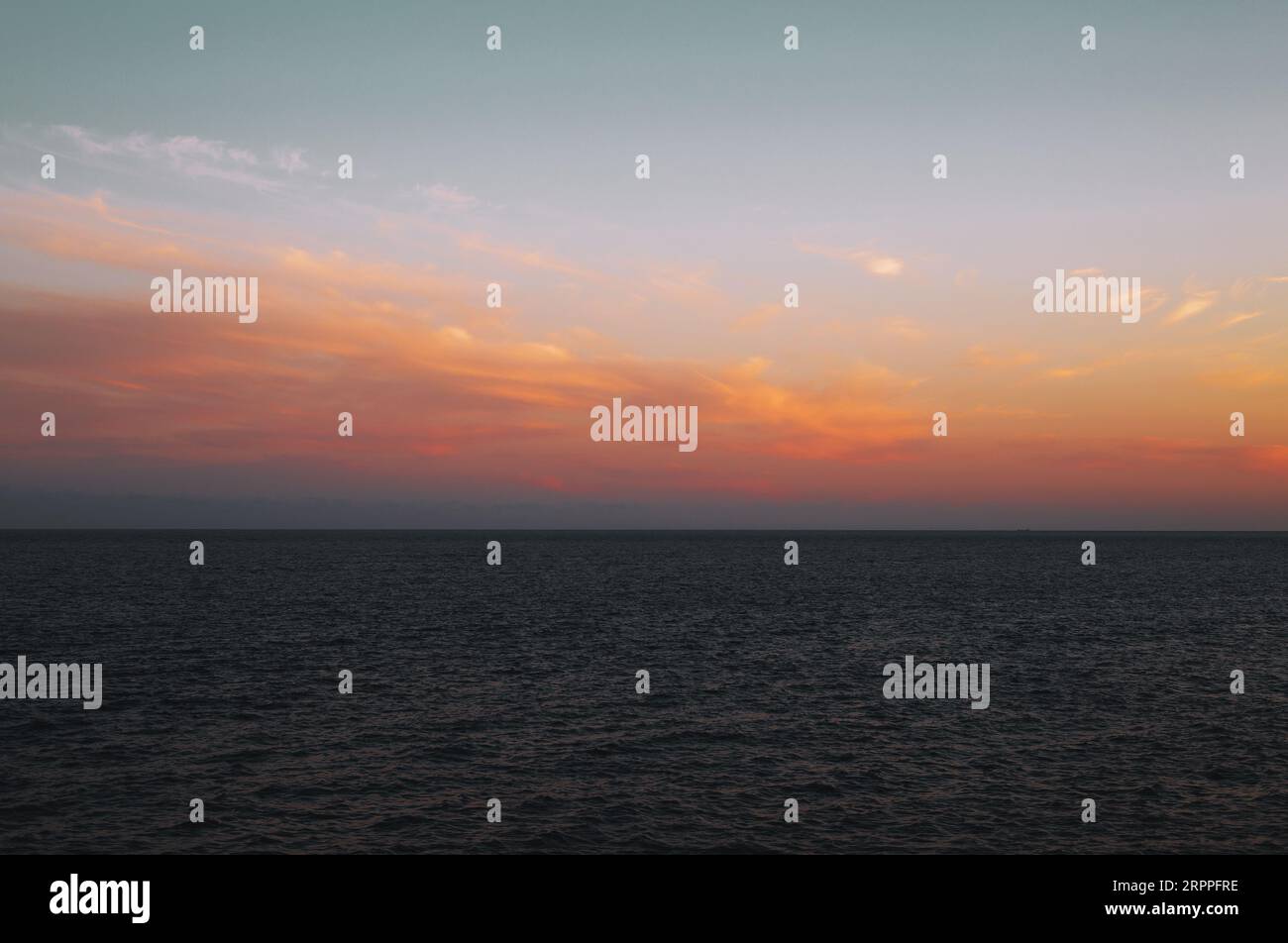 The bright horizon hi-res stock photography and images - Alamy