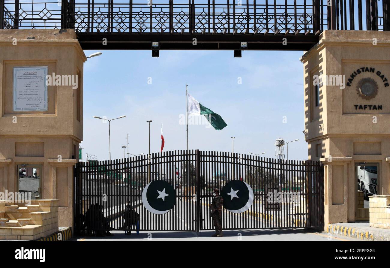 Iran pakistan border hi-res stock photography and images - Alamy