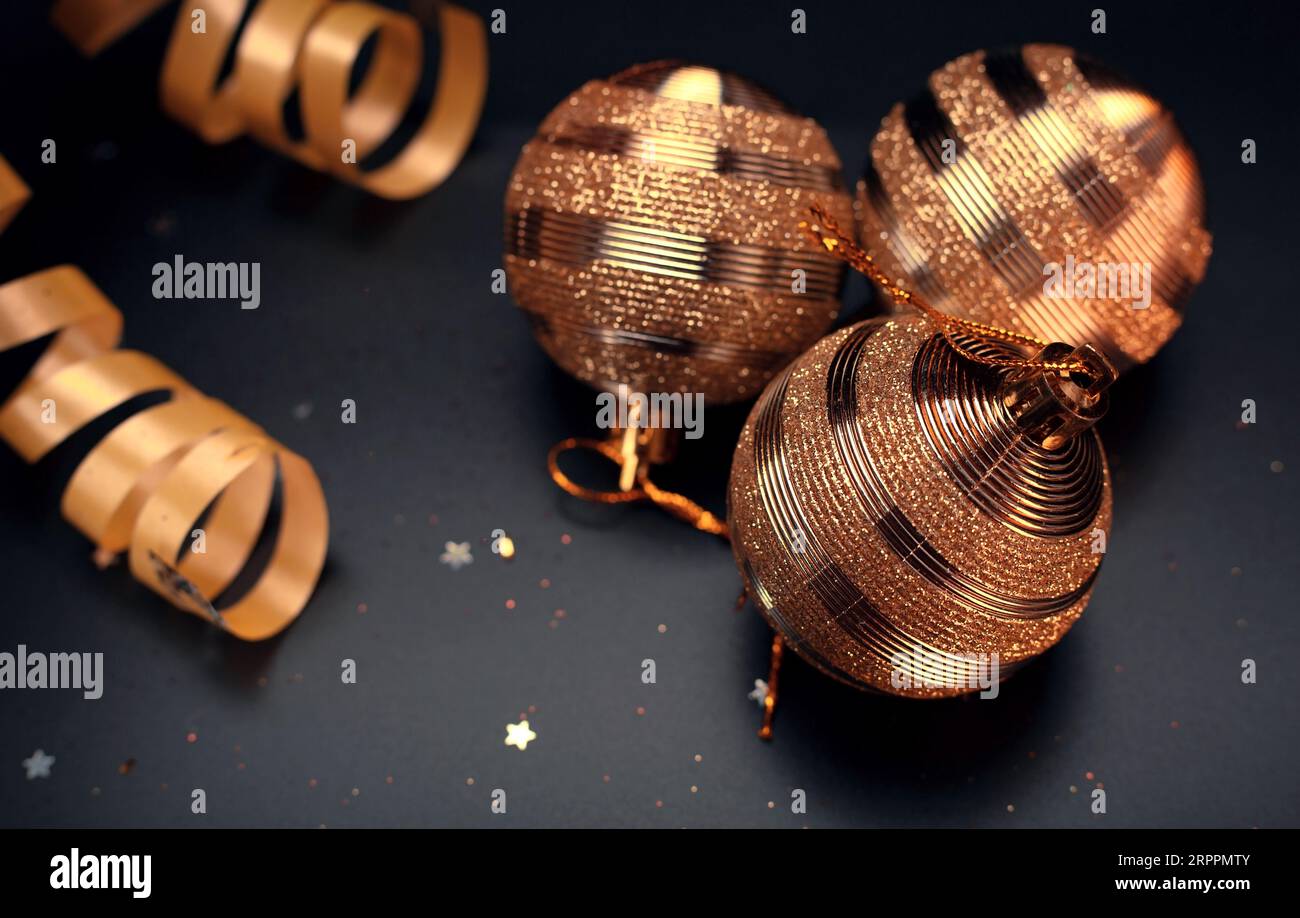 Christmas background, balls and ribbons Stock Photo - Alamy