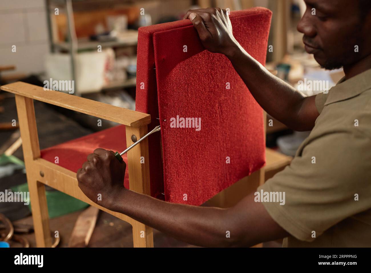 African carpenter cutting wooden hi-res stock photography and images ...